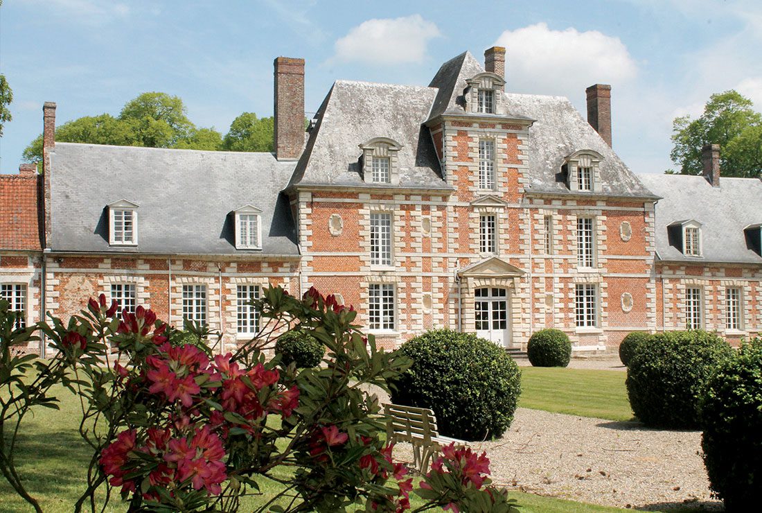 Minibus Hire and Day Trips Hampshire and Surrey - Candy Tours